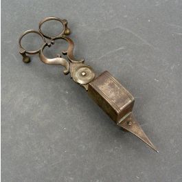 ijzeren kaarsensnuiter wrought iron candle snuffer 1800